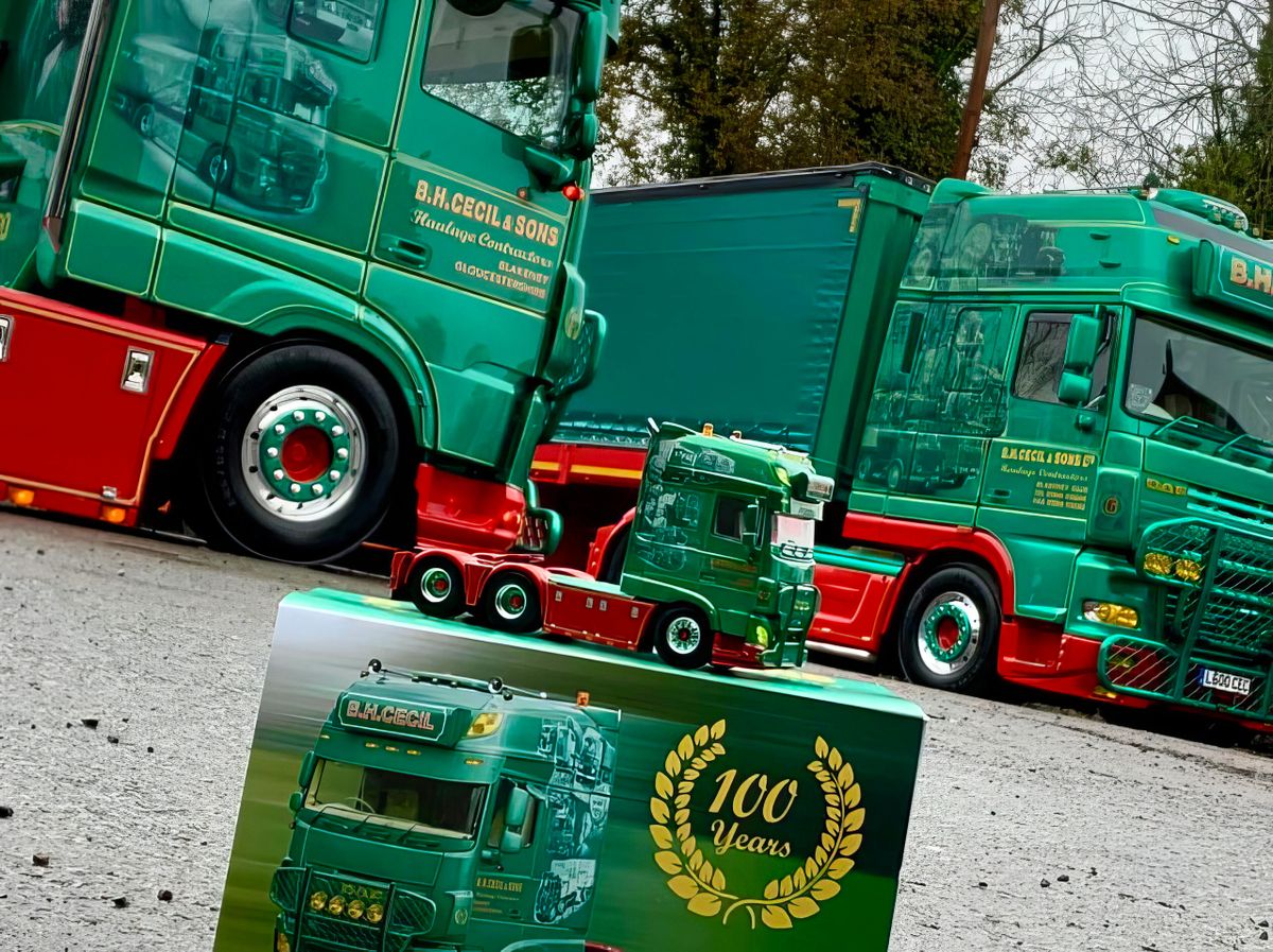 Model Truck (Sold out)