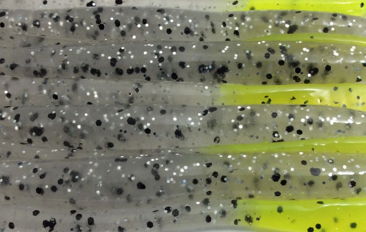 WB 201 - Salt & Pepper; Chartreuse Tail w Black Flake