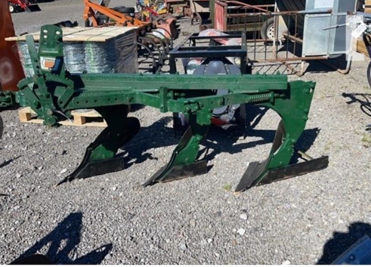 Three Point Plow (FOR HIRING PER DAY 8 HOURS)