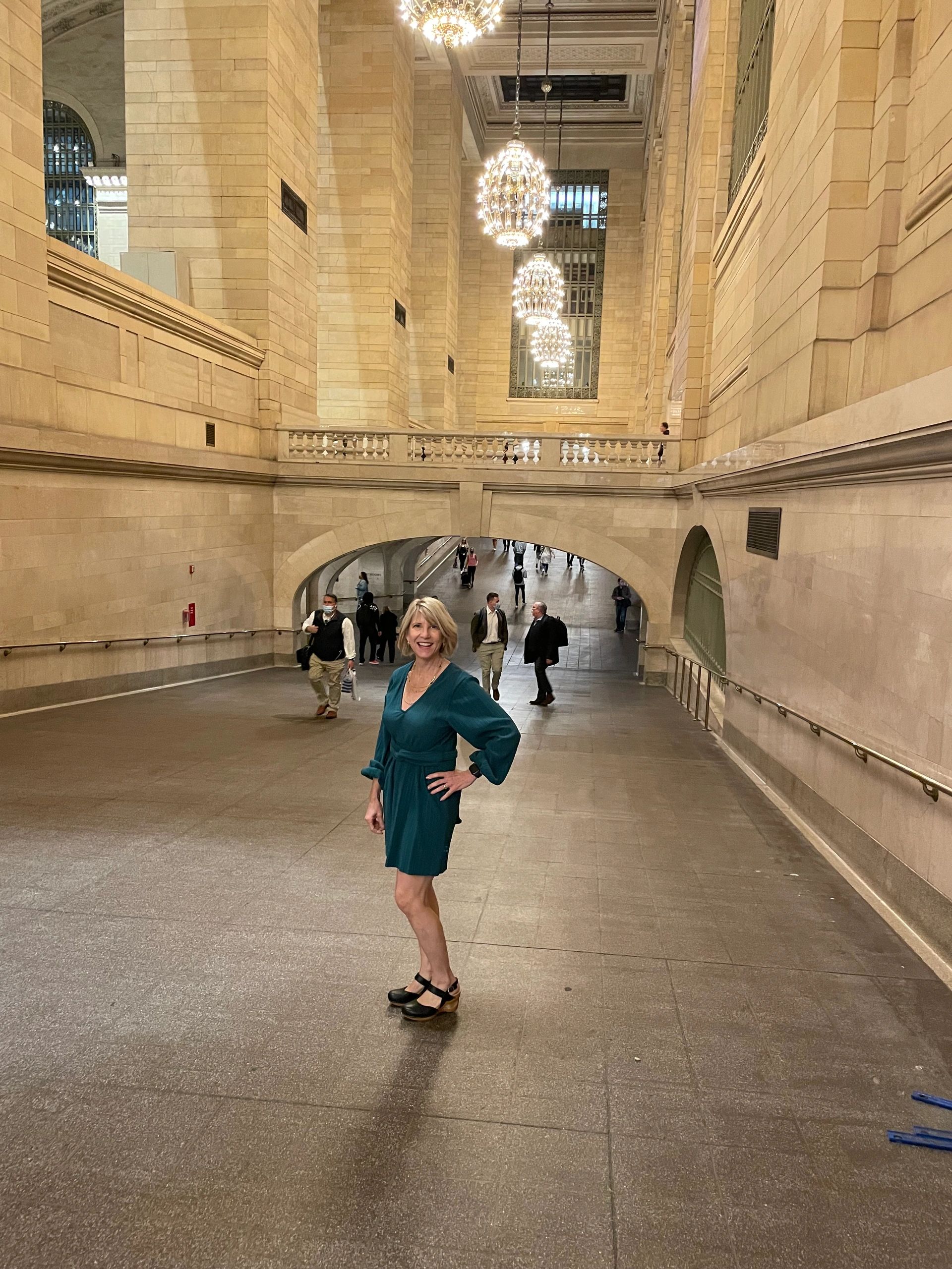 Shari Lyons and Associates