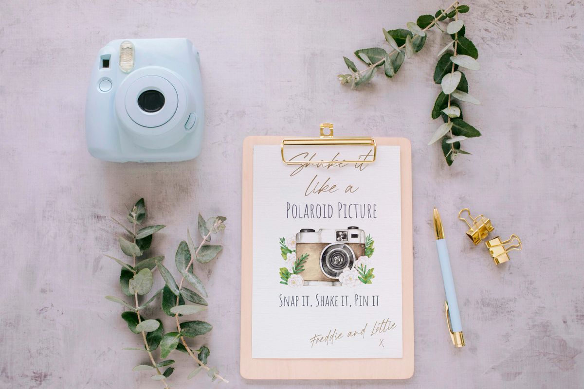 Personalised Polaroid Camera Wedding Sign -Without Border