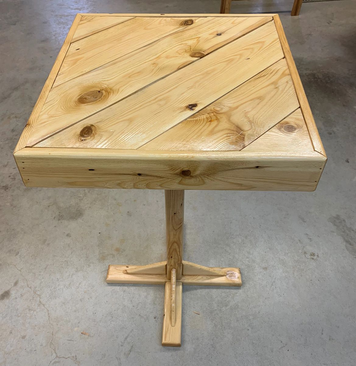 Slant Board Pub/Bistro Table