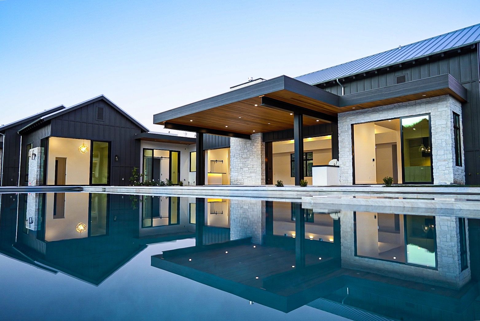 Building Contractor - Dynasty Design Builds