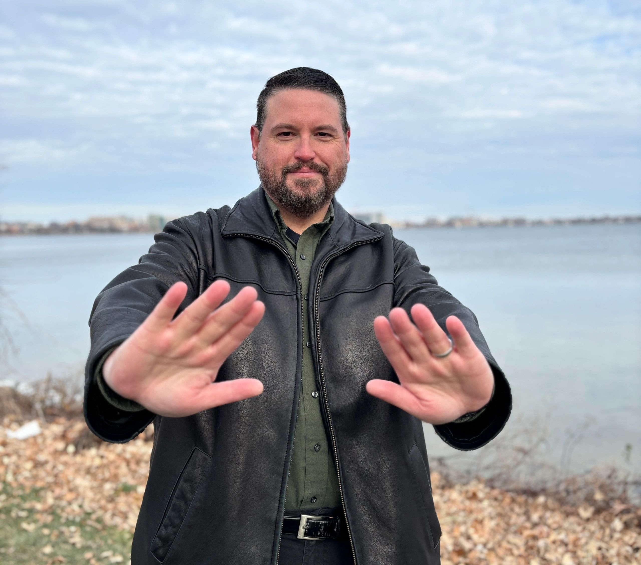 Magician Jonathan Elkins - Serving Madison, WI