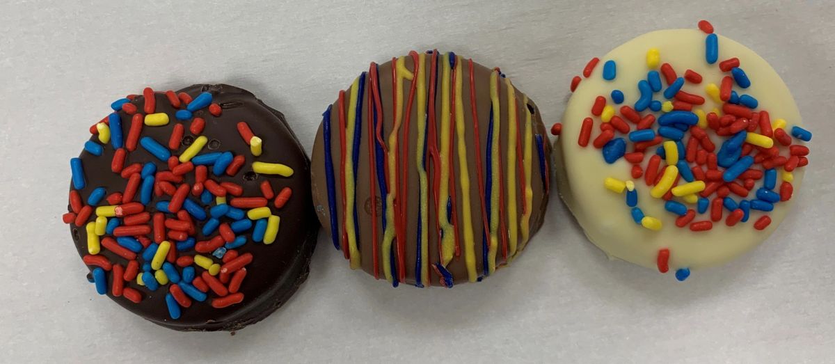 Autism-Themed Chocolate Covered Oreos