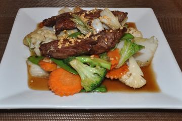 Entrees | Siam House Thai Restaurant - Washington, D.C.