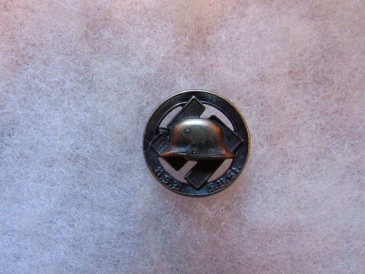 WWII German N.S.D. Pin
