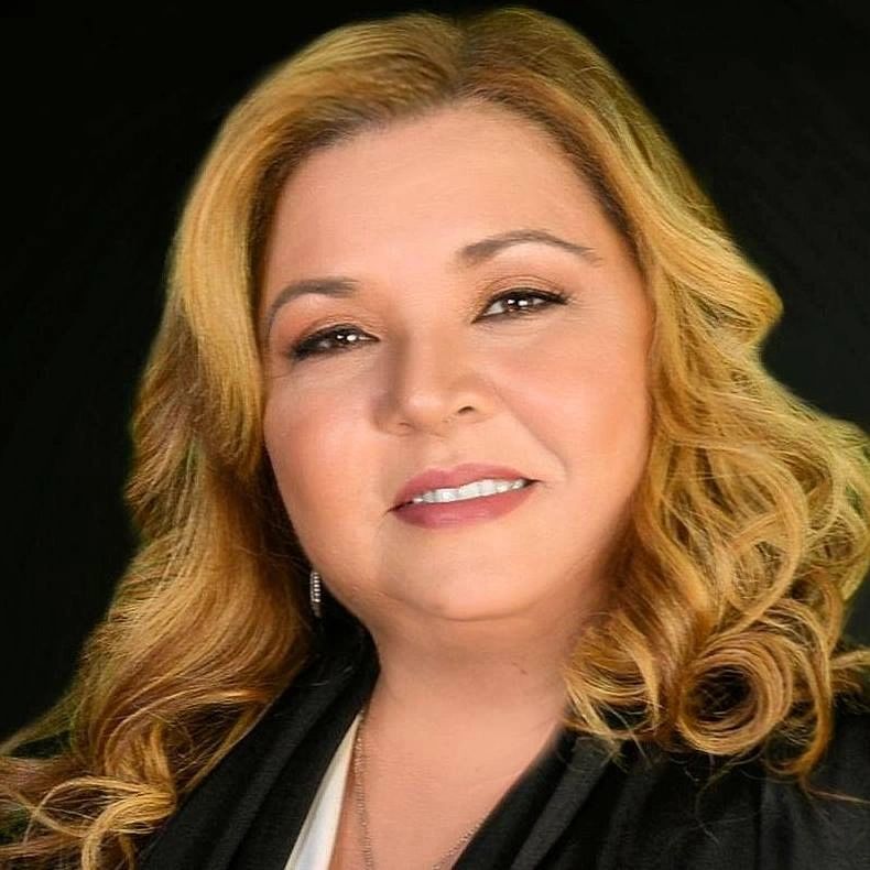 Biografía | Cecilia Diaz