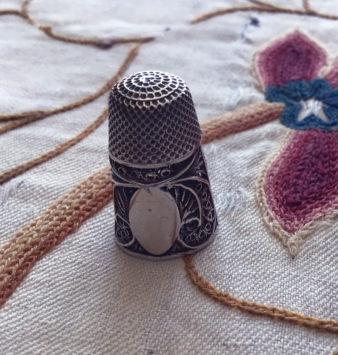 Silver filigree thimble, Birmingham, England, late 18th/early 19th century
