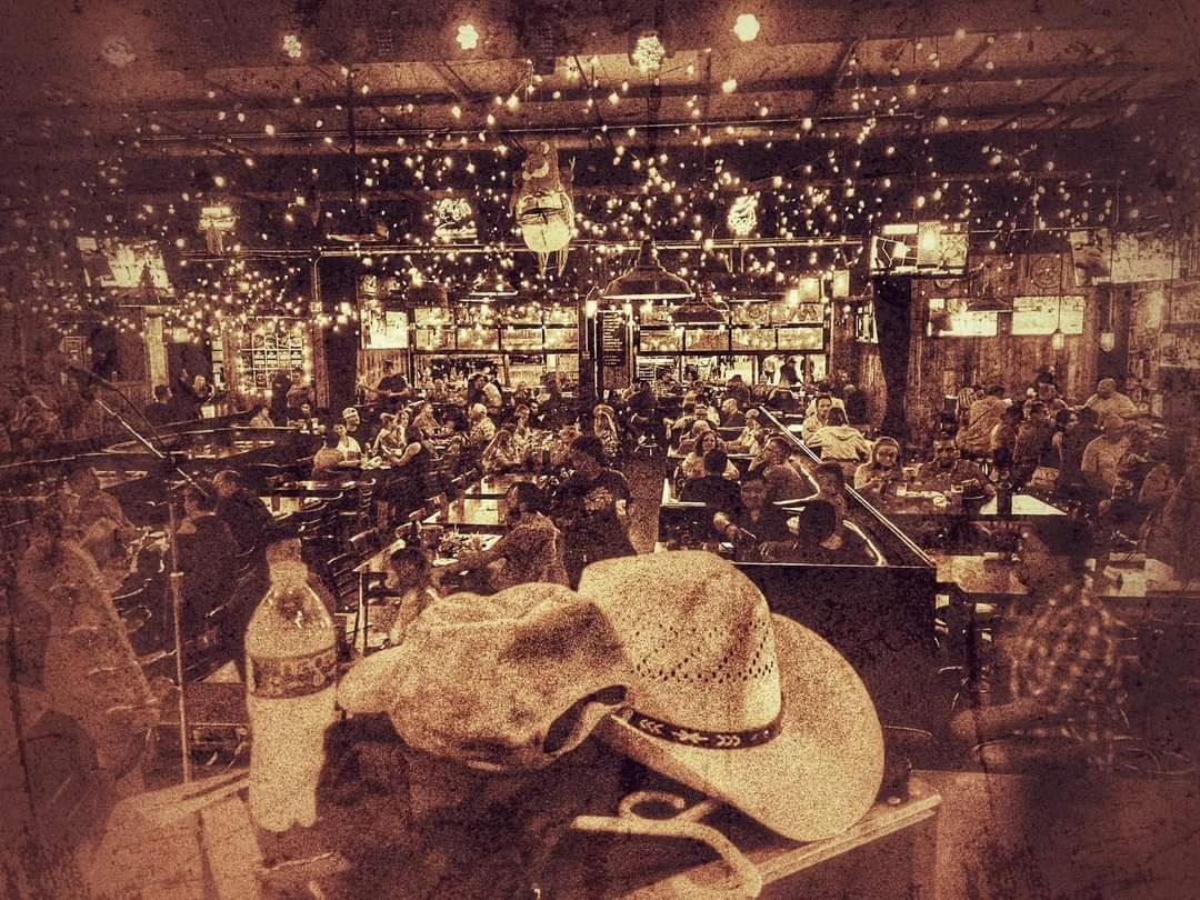 Chicago Classic Country Music | Dry County Line