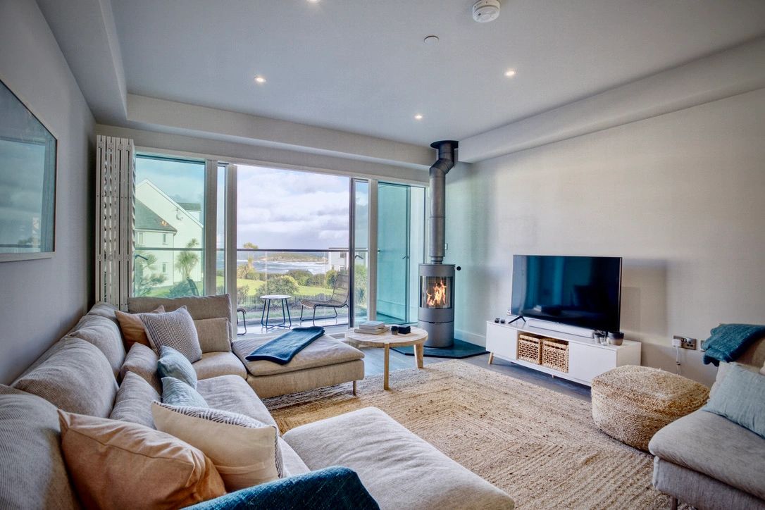 Cornwall Beach House Holiday Rental - Your luxury beach retreat