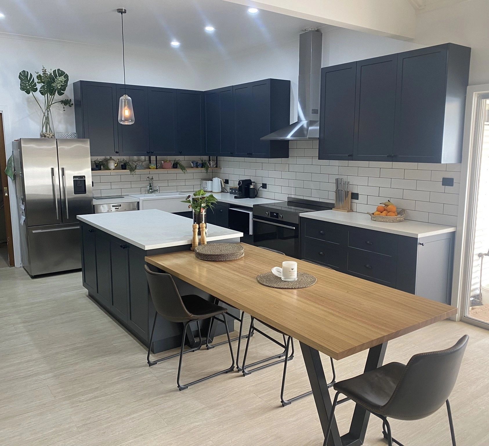 Kerr's Kitchens and Cabinets