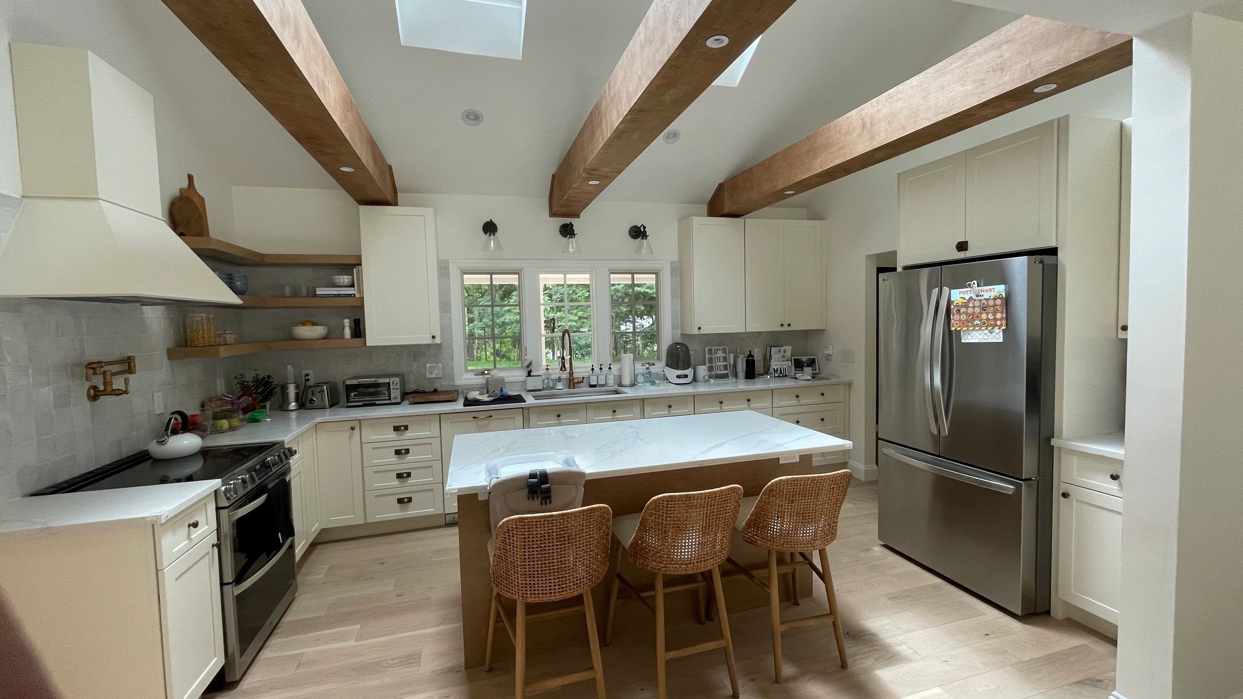 Dare Contractor & HOME IMPROVEMENT.