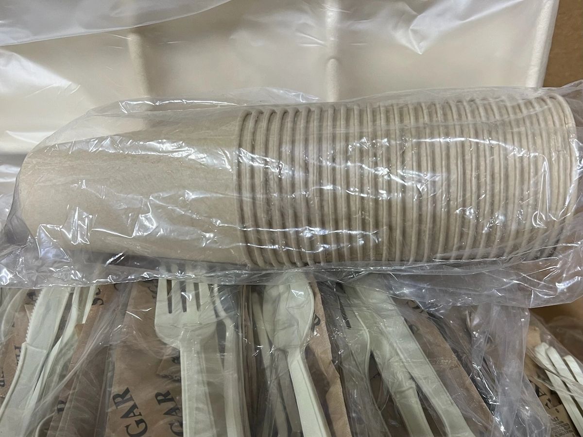 UGR Utensils Cups Trays Set of 25 EA