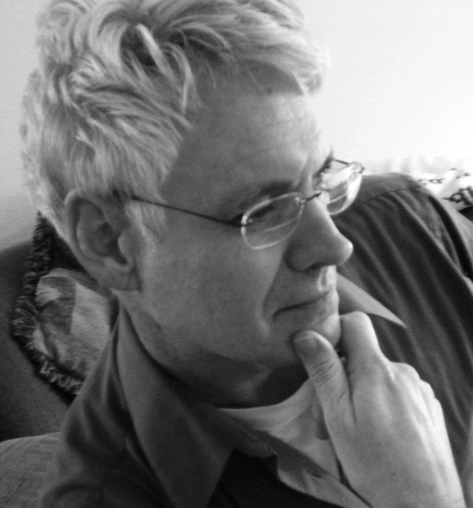 Paul J Warwick Voice Overs