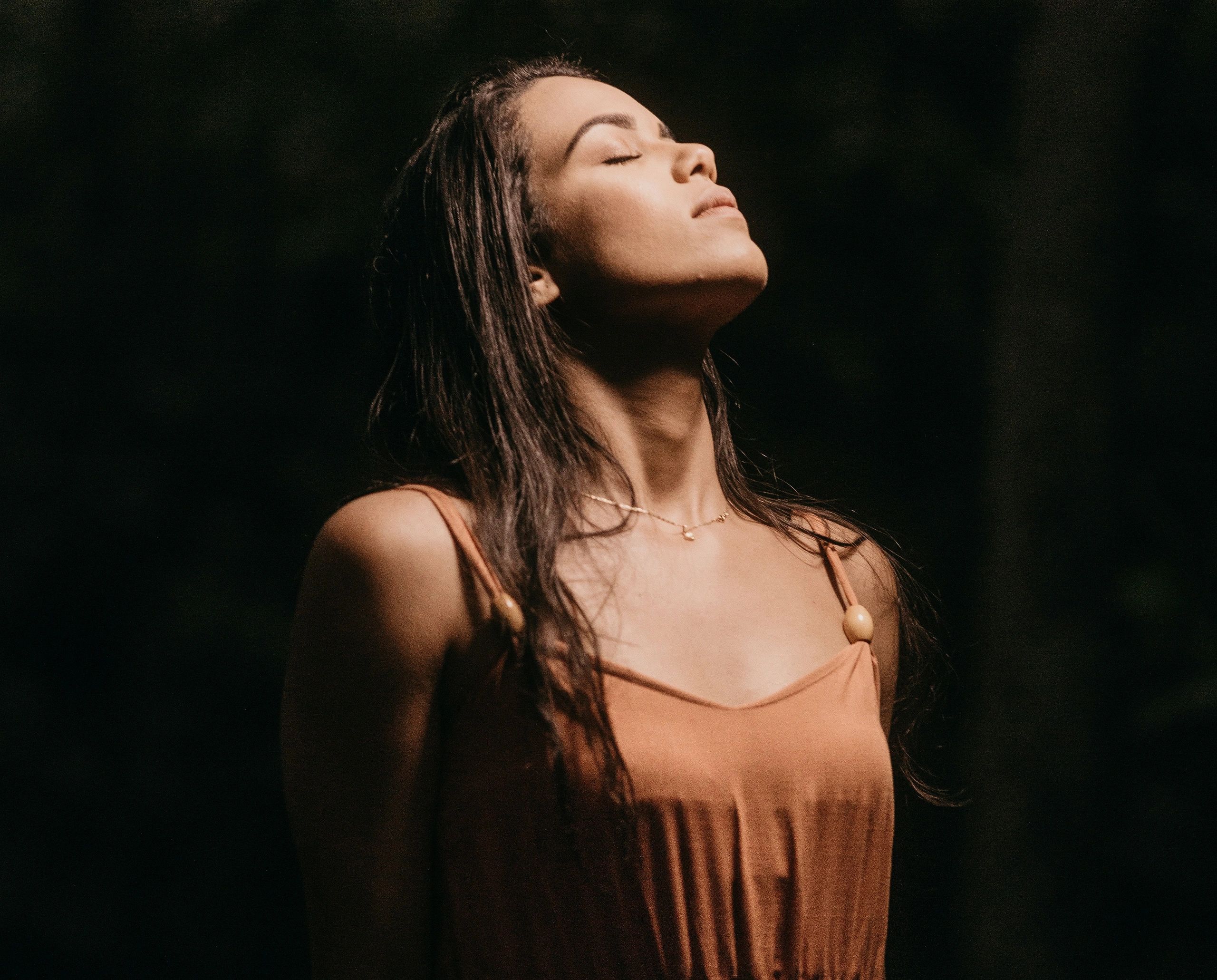 5 Ways Breathing Benefits Your Gut and Skin