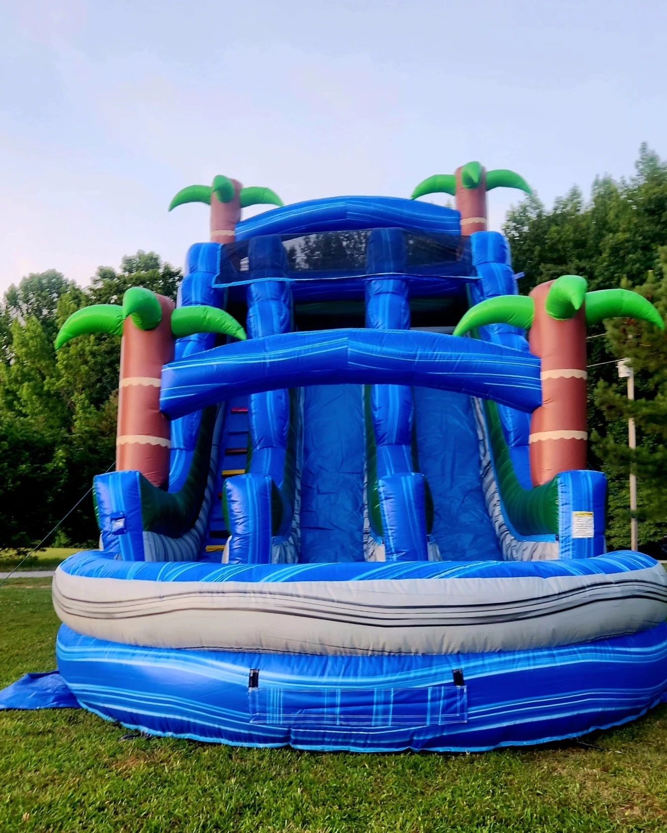 Top Inflatables for Rent - Bounce houses & waterslides!for All Ages