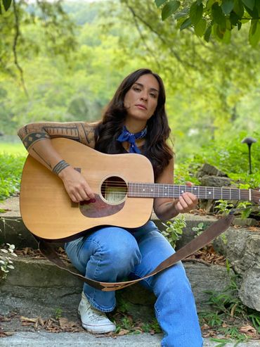 Mercy Bell: Folk, Pop, Americana and Queer Country Musician