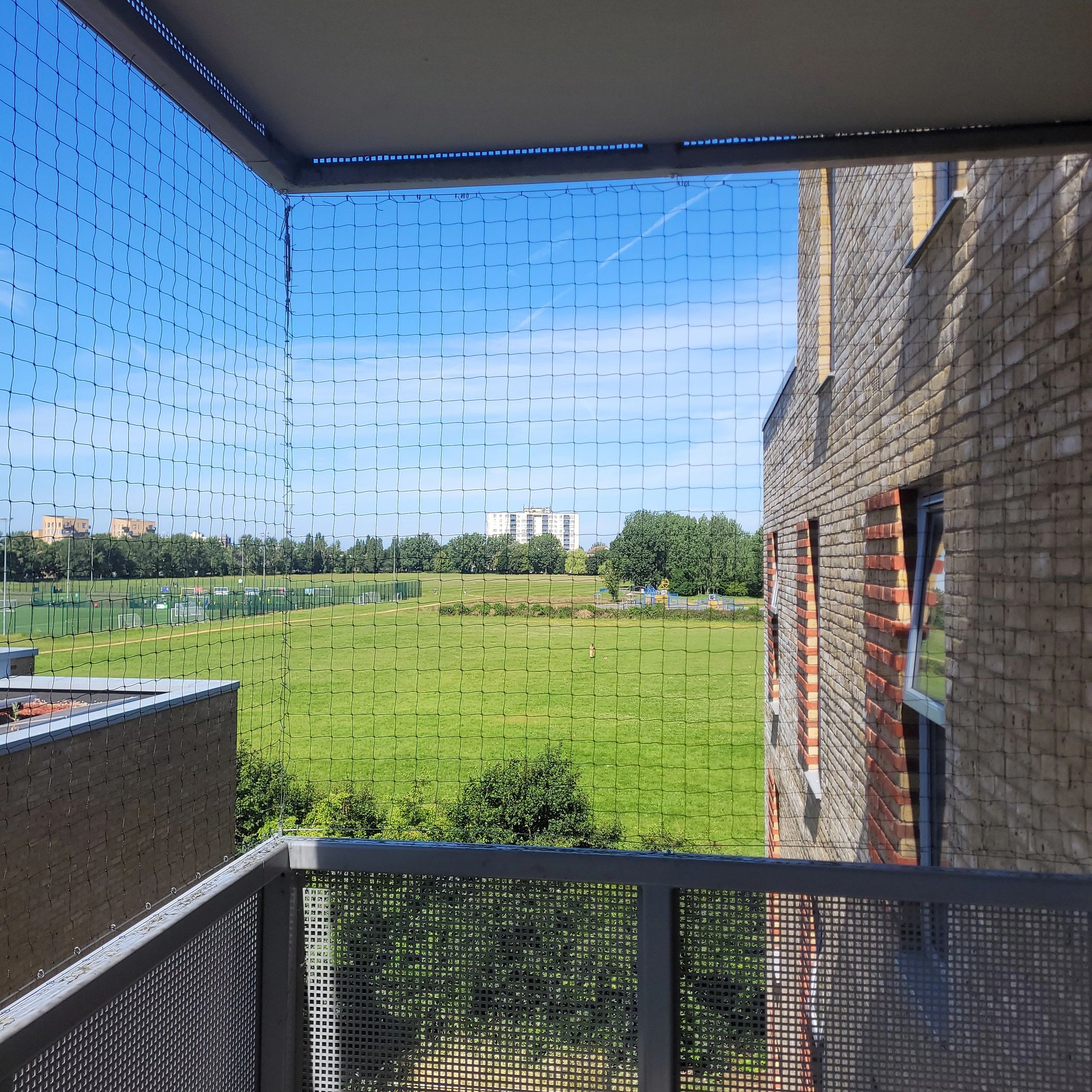 UK BIRD CONTROL SERVICES - Bird Control Netting, Pigeon Control Anti ...