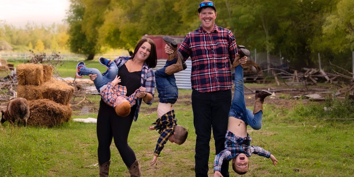 Boomer's Funny Farm - Petting Farm, Animal Sanctuary