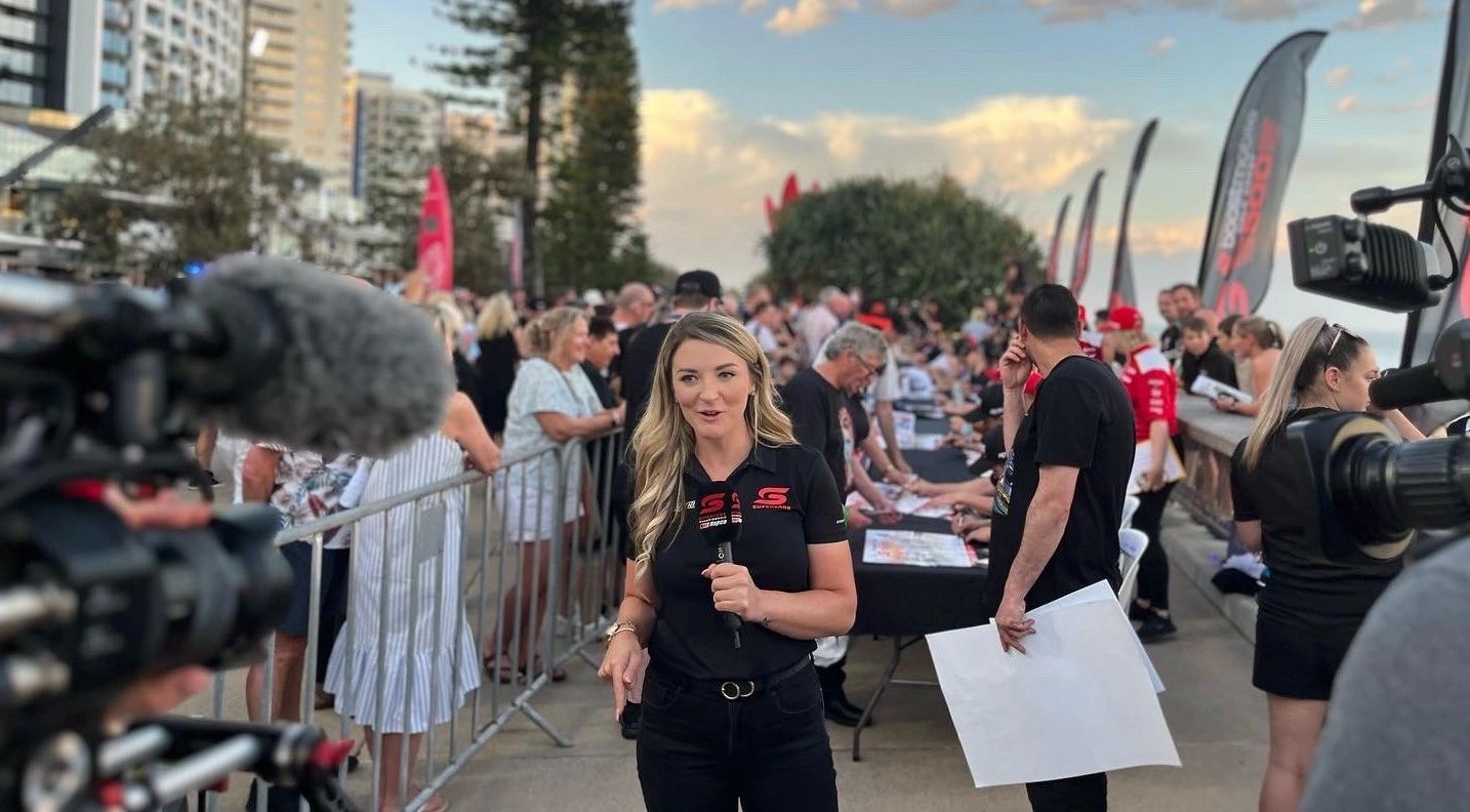 About | Charlie Barlow