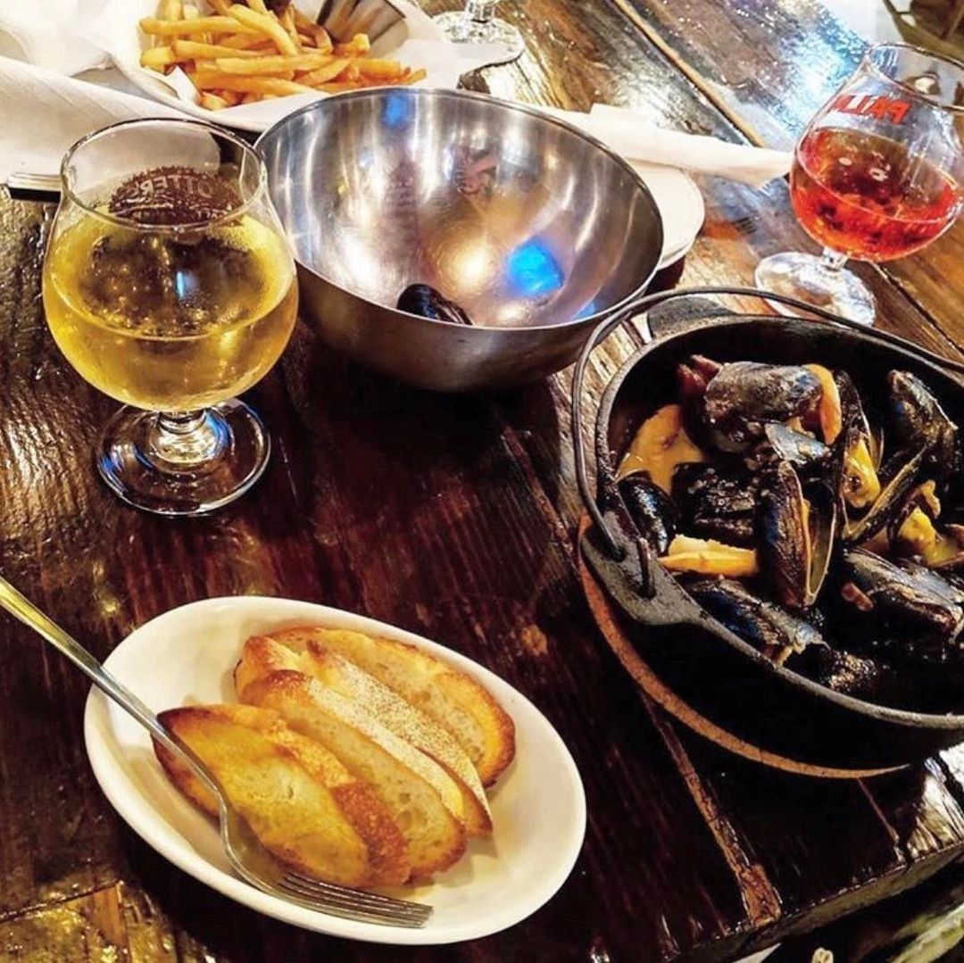 St. Arnold's Mussel Bar - Mussels, Belgian Beer, Restaurant