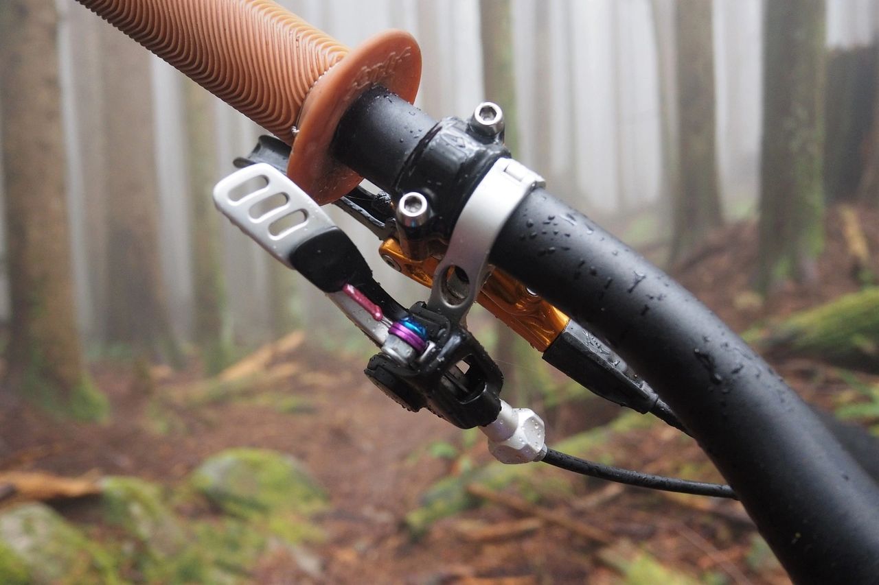 The New OneUp V3 Dropper Post Remote Is "Way Better Than The Old One In ...