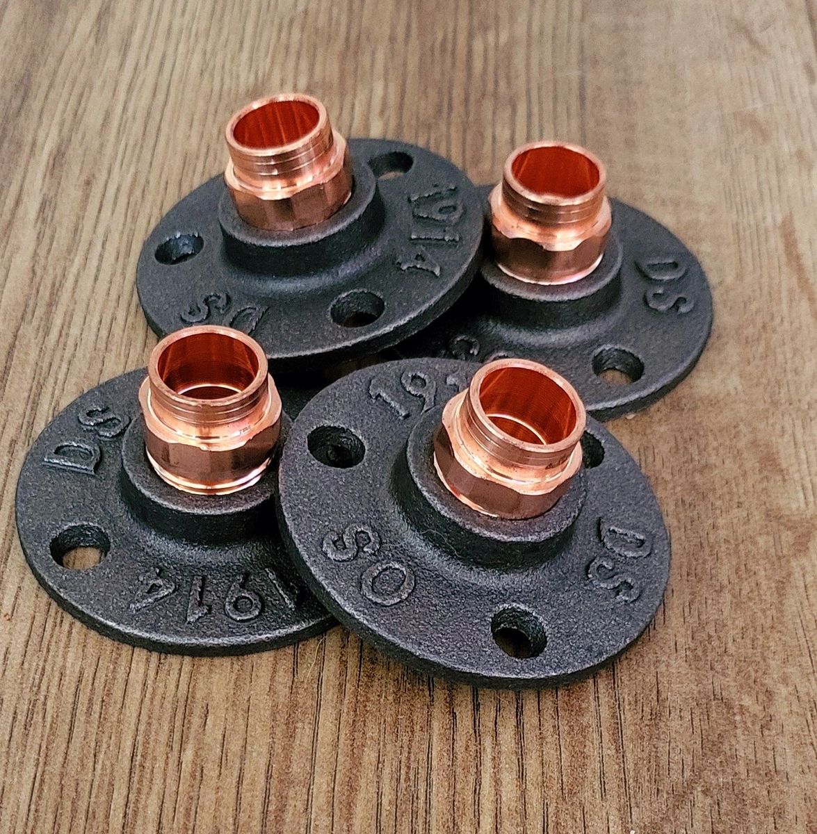 4 x Malleable Iron Floor Flanges with 15mm Bronzed Fittings