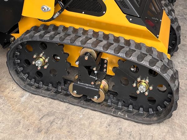 Skid Steer ROVER _Tracked | Melbourne Machinery