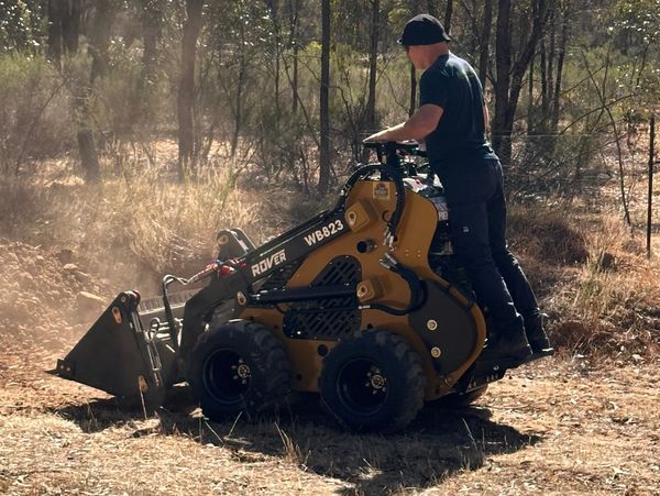 Skid Steer ROVER _Wheeled