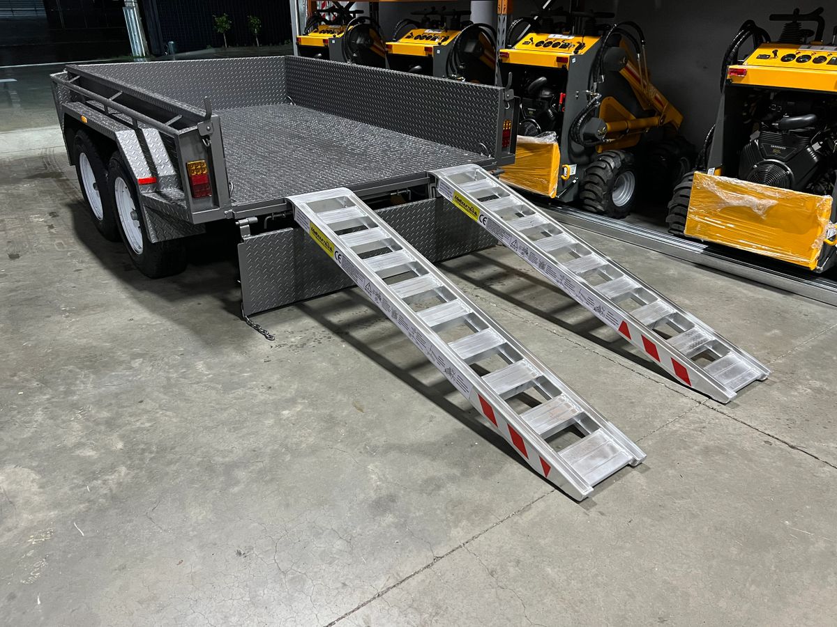 2 T Aluminium Loading Ramps - with PIN