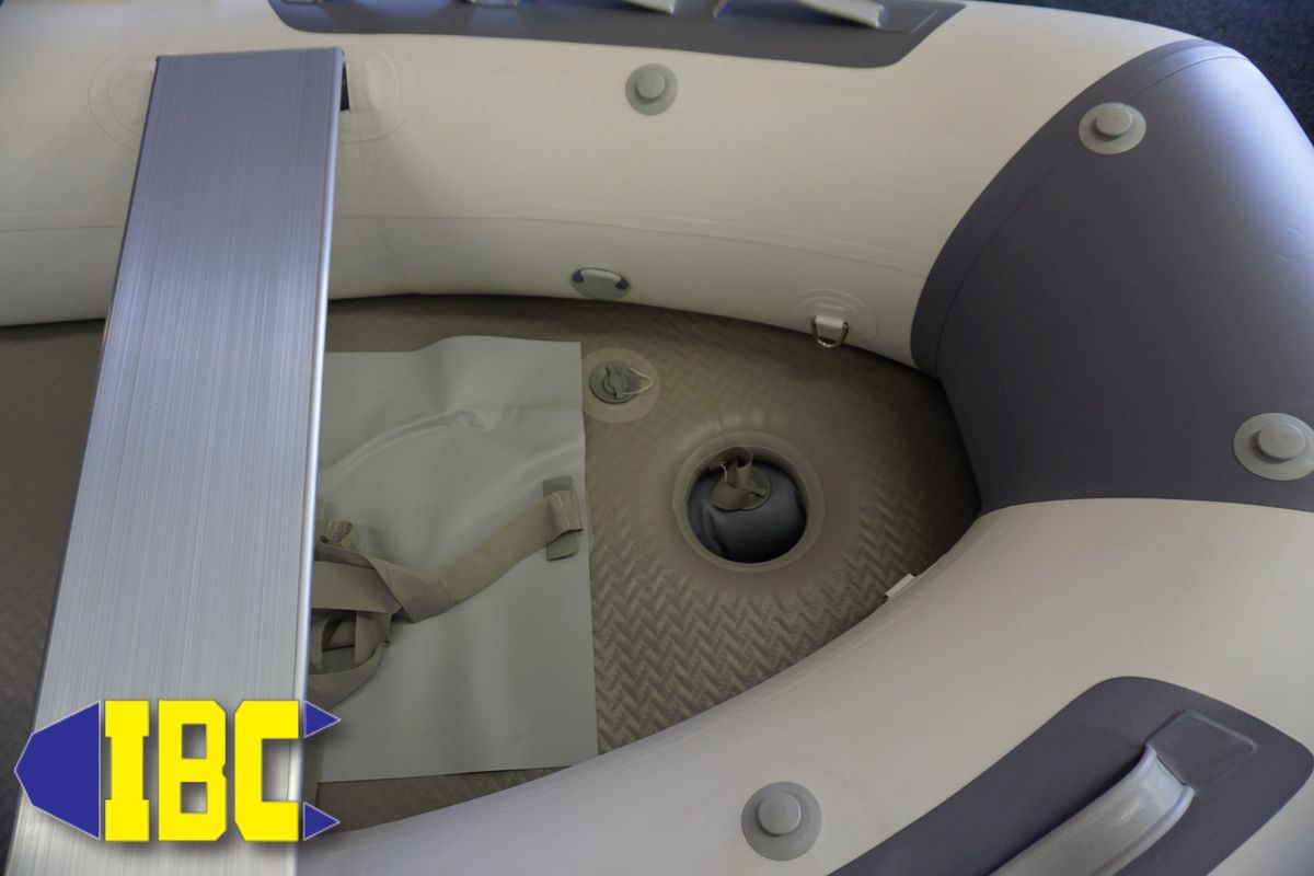 ZODIAC CADET 310 AERO INFLATABLE BOAT