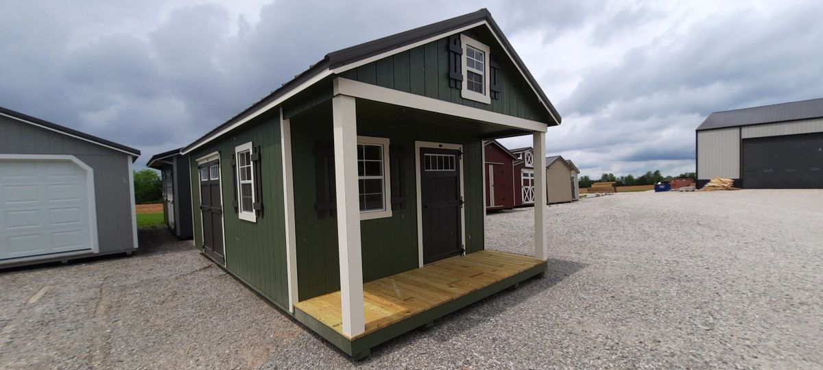 12x20 Carriage Cabin w/Porch
