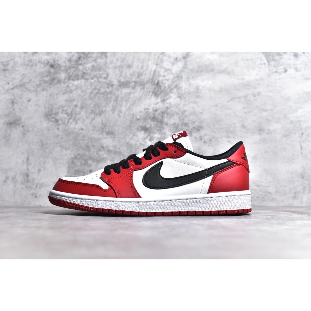 Air Jordan 1 Low Chicago (2016) 705329-600