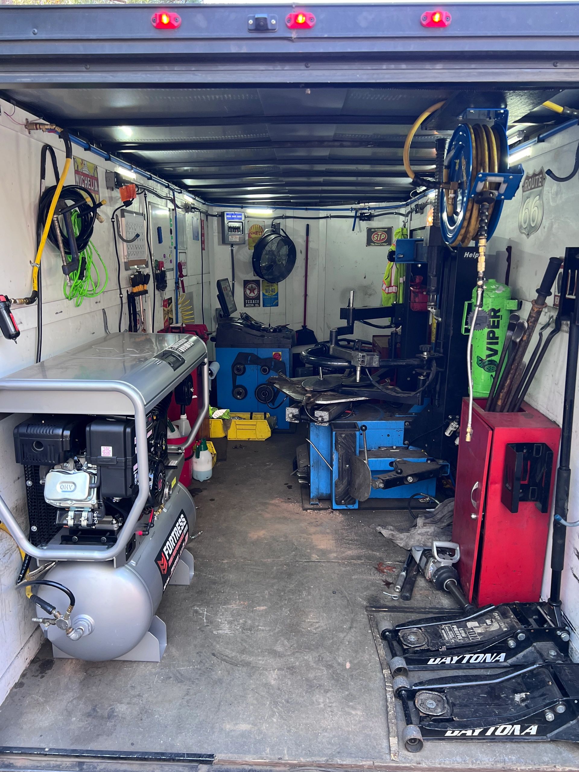 Mobile Tire Service - 24/7 Roadside Assistance
