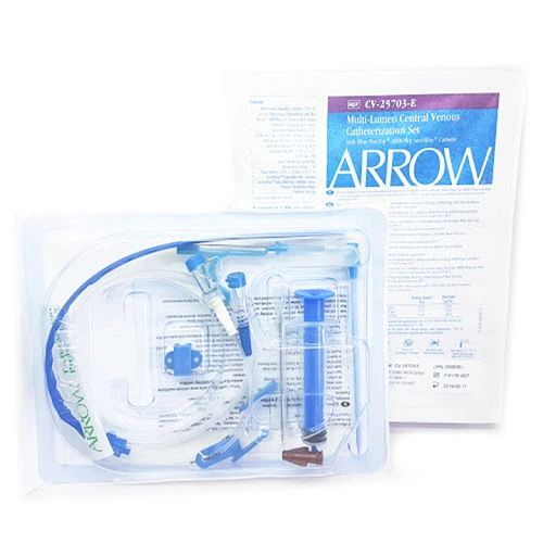 CATÉTER VENOSO CENTRAL TRIPLE LUMEN 7FRX20CM (PARA ADULTOS)