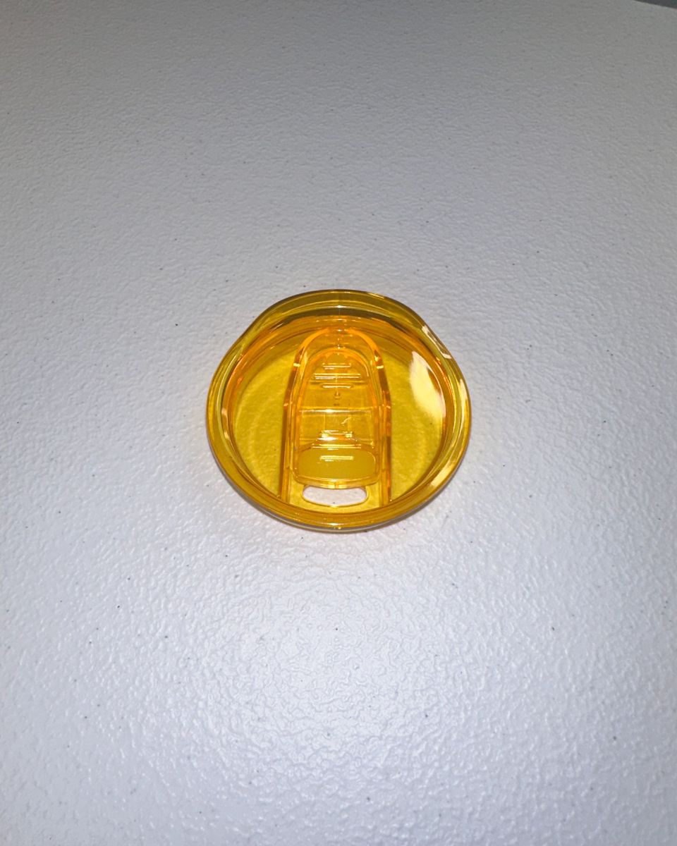 Yellow Sliding Locking Lid - 20oz oz 20 oz. 20oz. - Skinny Straight ...