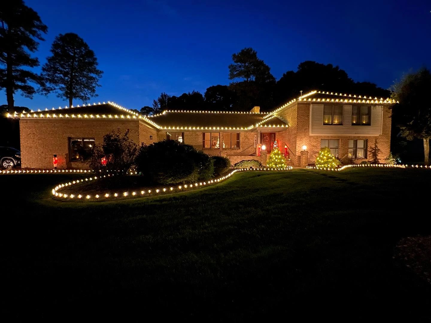 Professional Christmas Lights Installation | State Line Christmas Lights