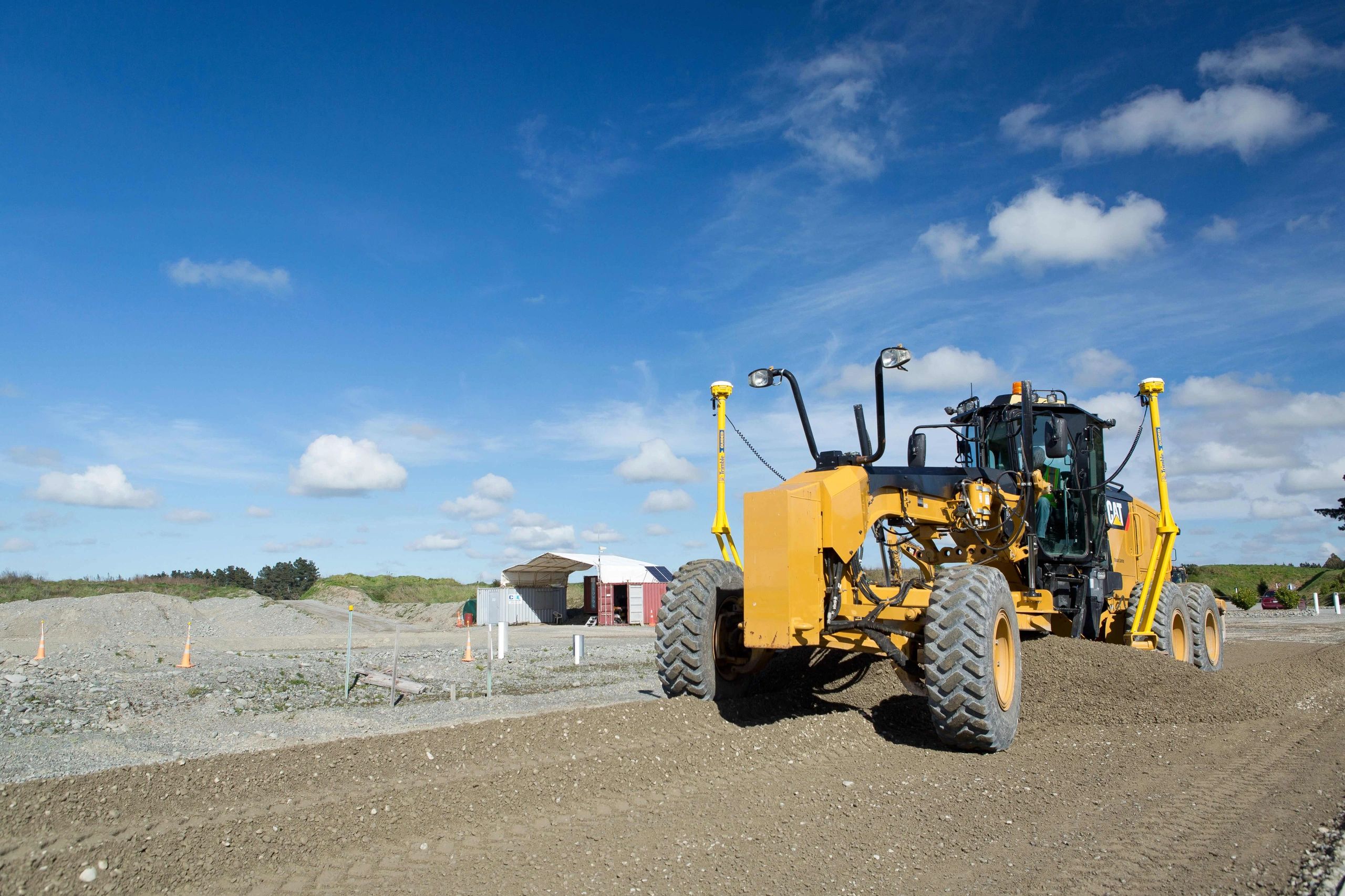 Grade Control Solutions - Improve Accuracy with GPS Machine Control Models