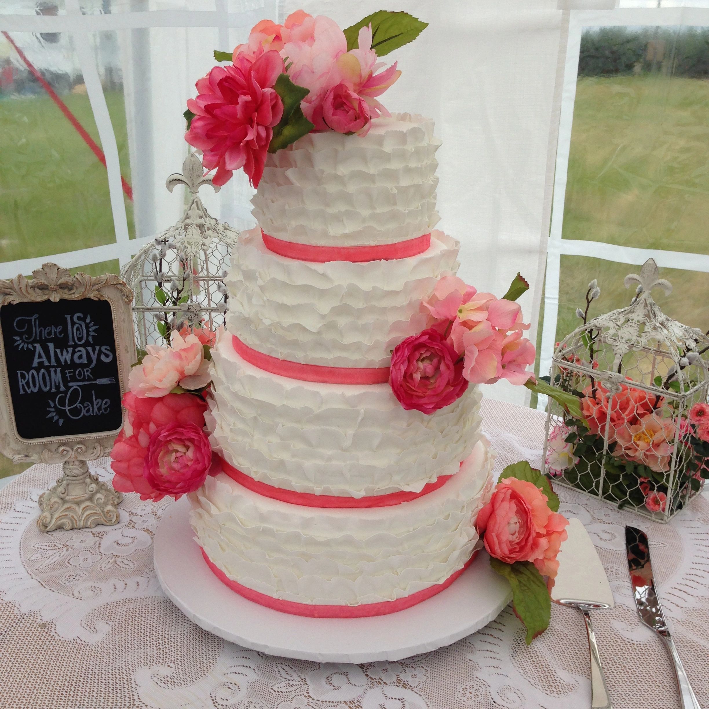 Almost Heaven Wedding Cakes - Wedding Cakes - Saskatoon, Saskatchewan