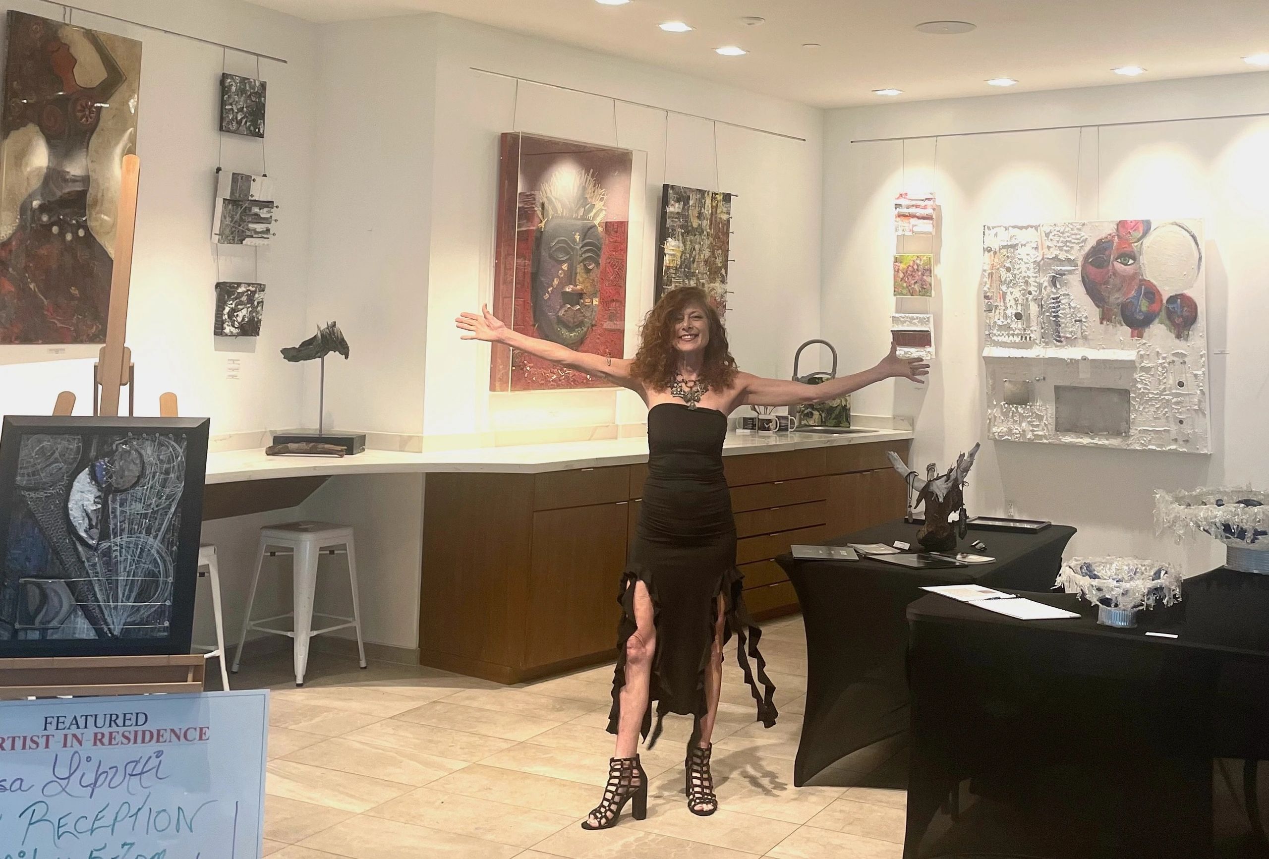 ALIEN BEACH | shredthebox.art