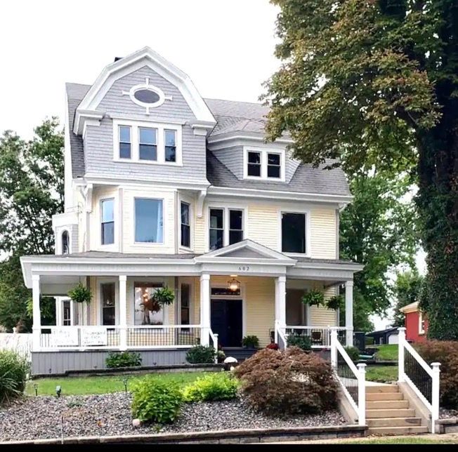 Exploring Southeast Ohio-Adventure, Beauty and Small Town Charm