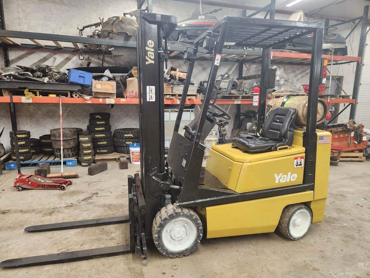 Yale GLC040 Propane Forklift