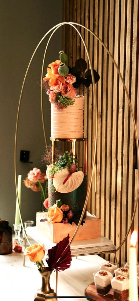 ms.sweettoothbakery.com - Custom Cakes, Custom Desserts