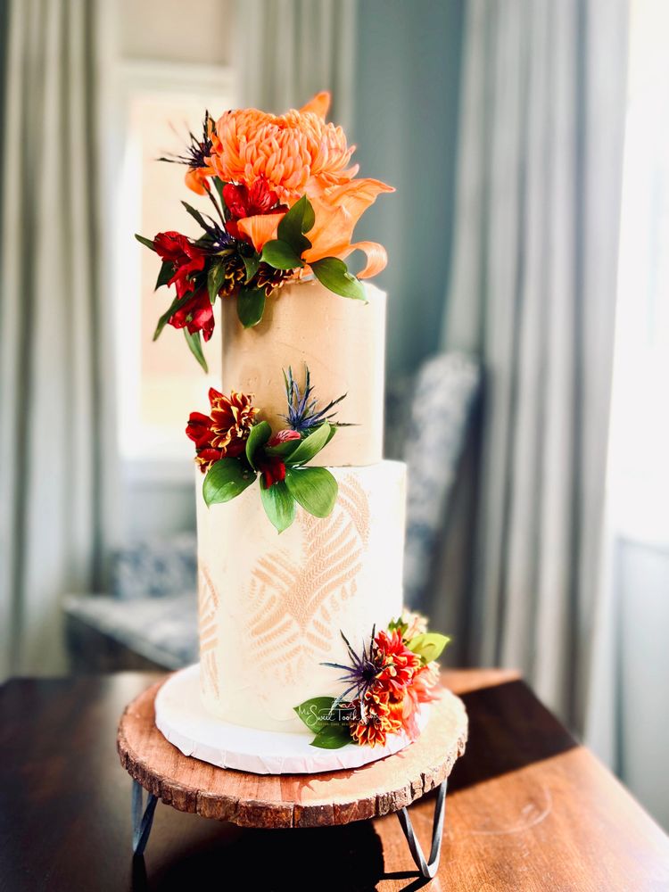 ms.sweettoothbakery.com - Custom Cakes, Custom Desserts