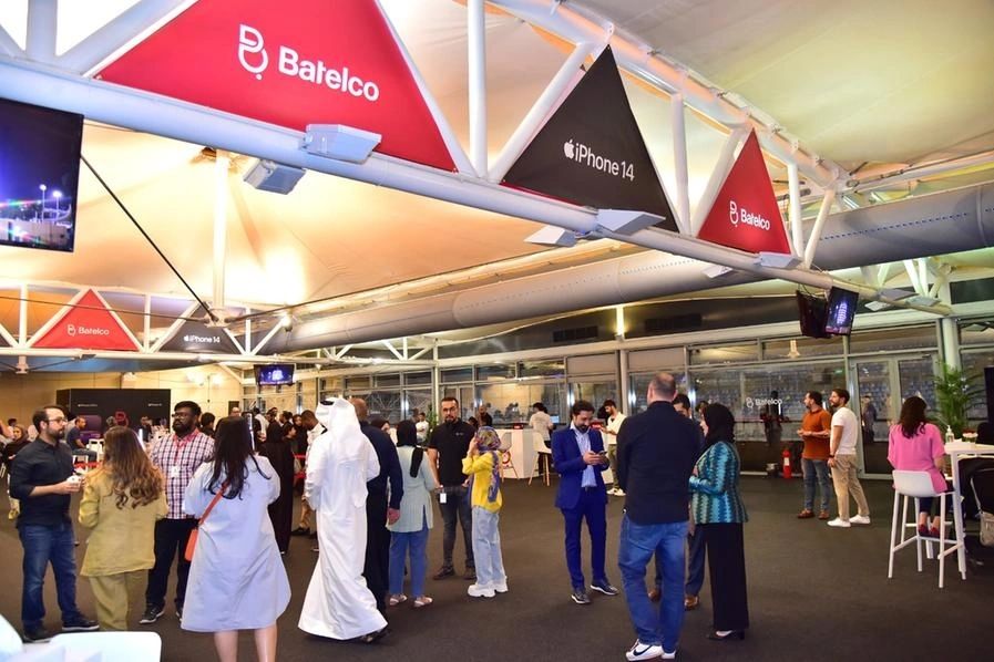 Batelco delivers iPhone 14 to first customer by drone