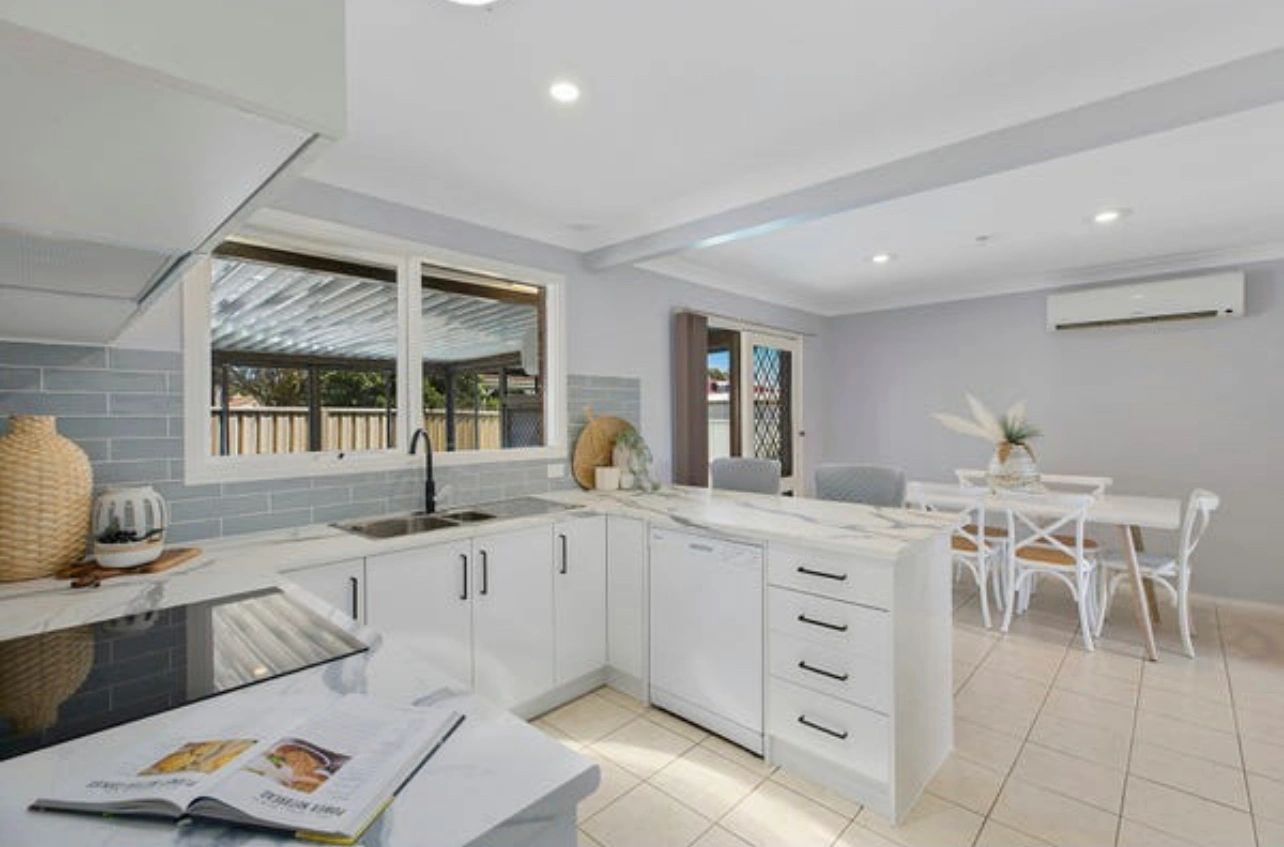 flat-packkitchens.com