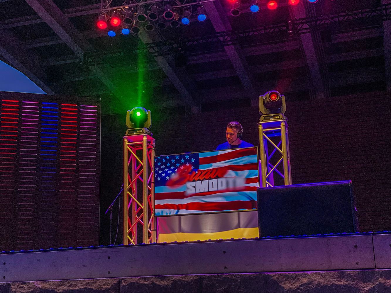 Professional DJ, VJ, MC, Photo Booth, Live Events & More