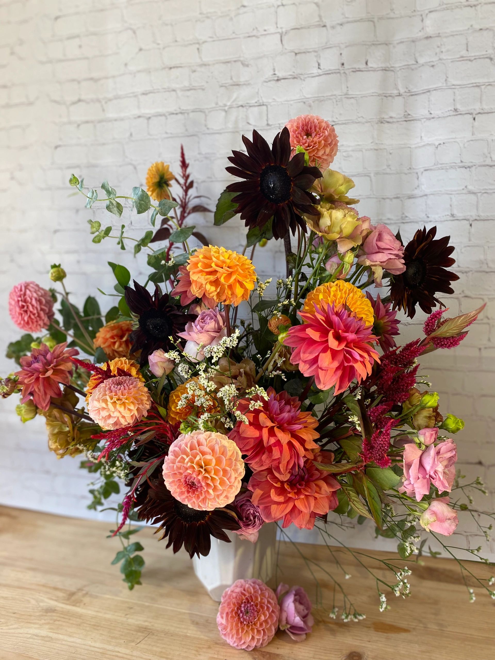 Floristry, Weddings, Funerals - Emerald Juniper