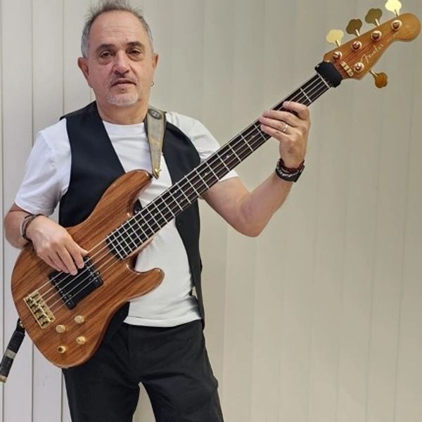 Meet the band | Christina and the Pocket Rockets